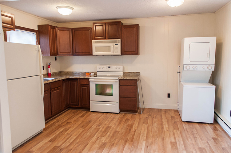 Pinewood Condos #1 - Holton Mountain Rentals