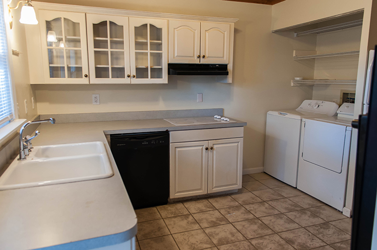 Grapevine House - Holton Mountain Rentals