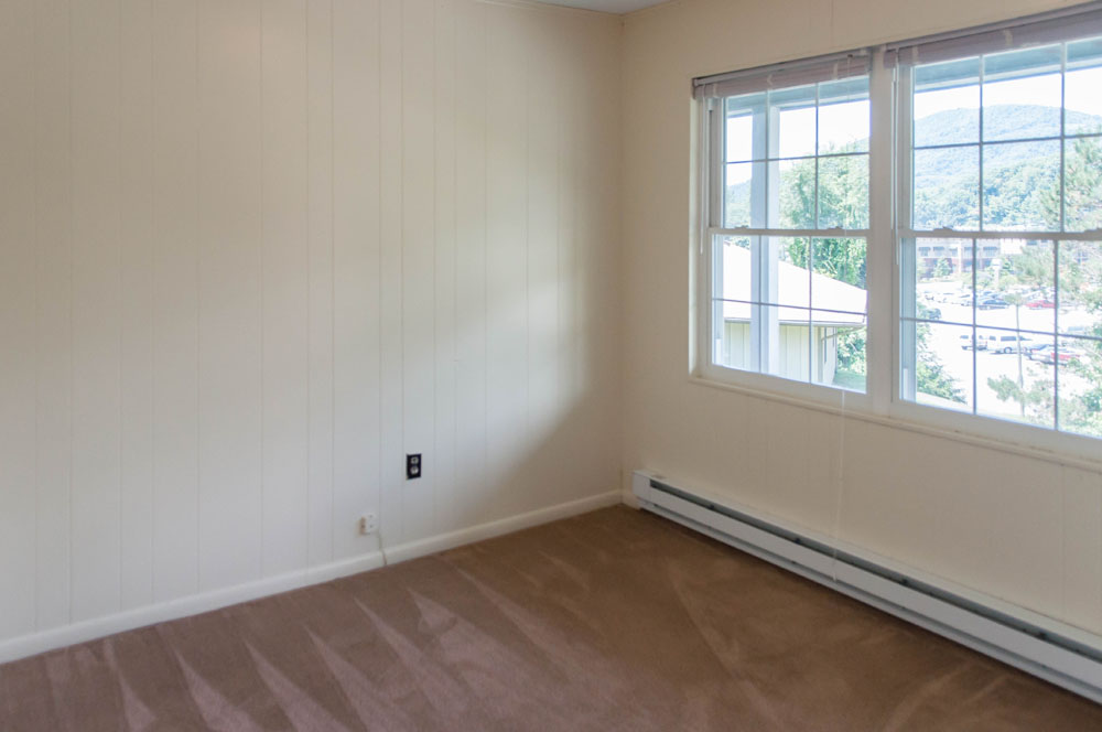 Quail Drive Duplex A & B - Holton Mountain Rentals