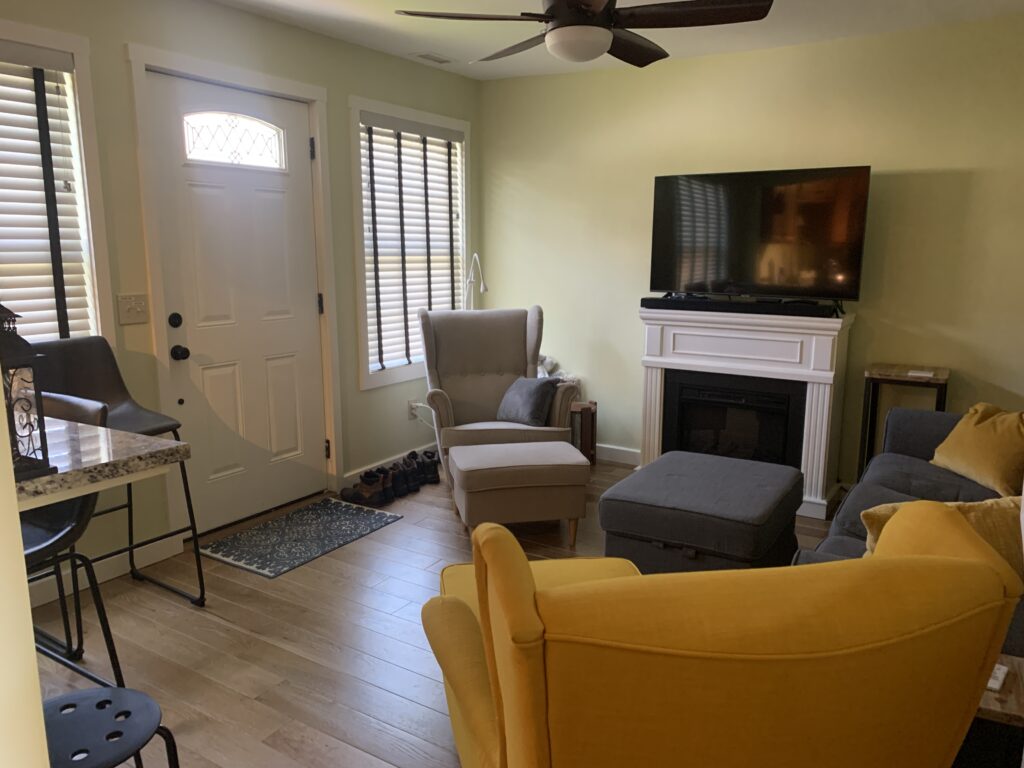 Azalea House - Holton Mountain Rentals